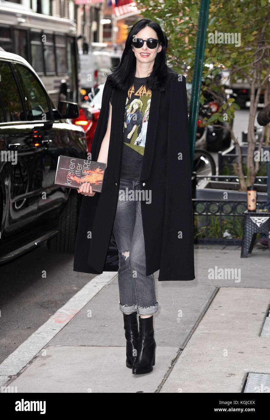 New York, NY, USA. 8th Nov, 2017. Krysten Ritter, seen at AOL BUILD to ...