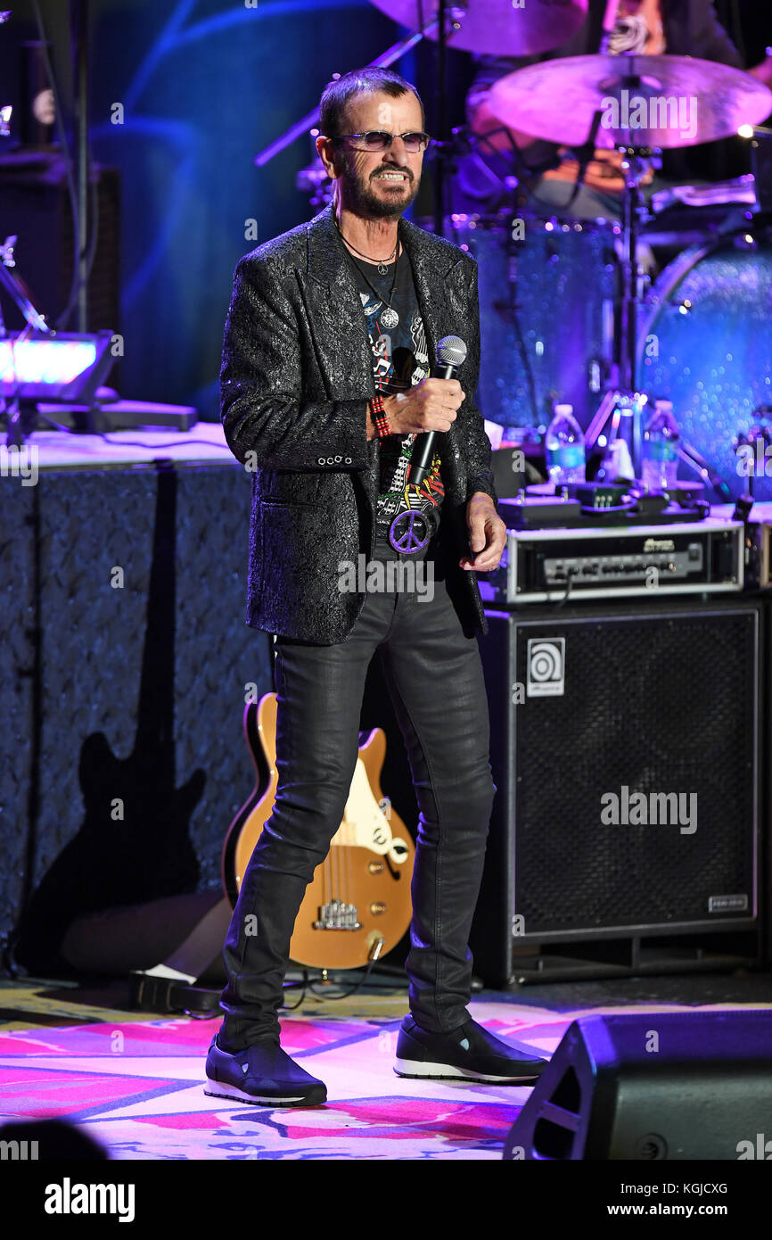Fort Lauderdale, FL, USA. 07th Nov, 2017. Ringo Starr & His All-Starr ...