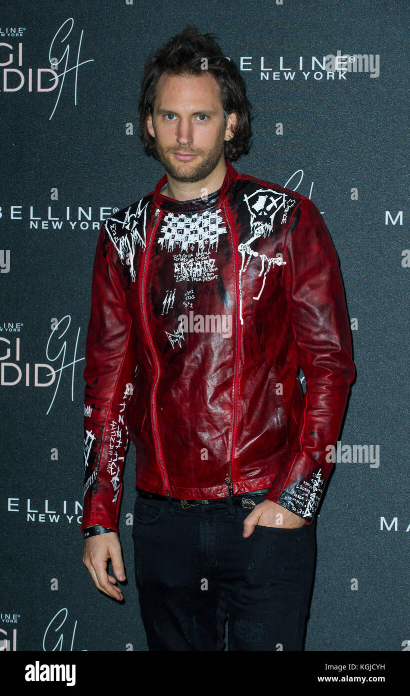 Marc jacques burton hi-res stock photography and images - Alamy