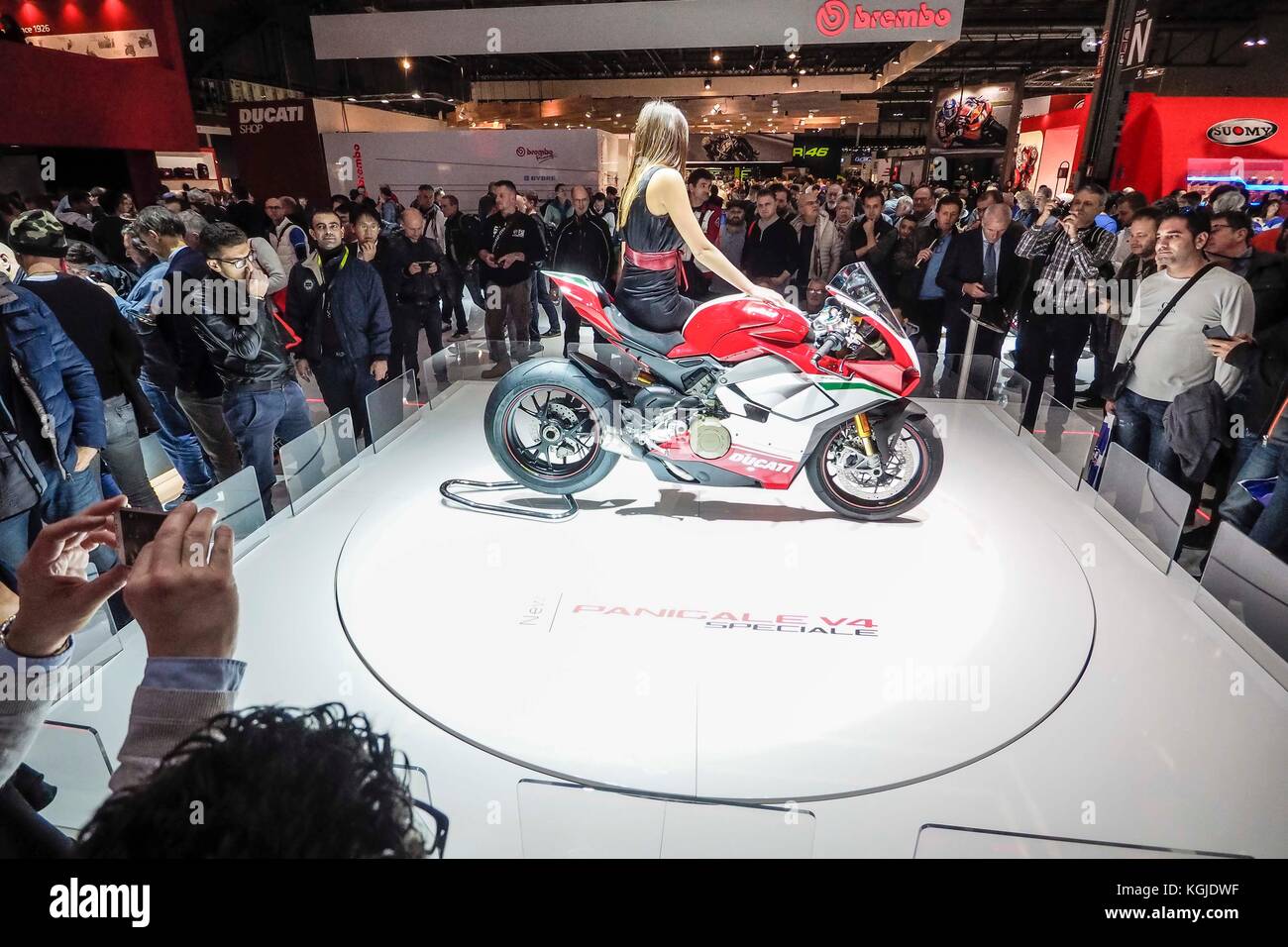 Milan, Italy. 08th Nov, 2017. Milan. Second day of the EICMA cycle and ...
