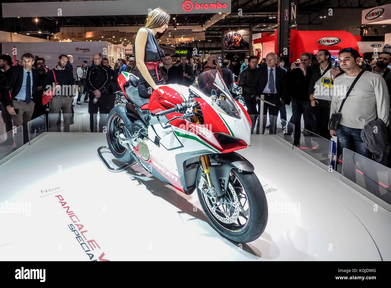 Milan, Italy. 08th Nov, 2017. Milan. Second day of the EICMA cycle and ...