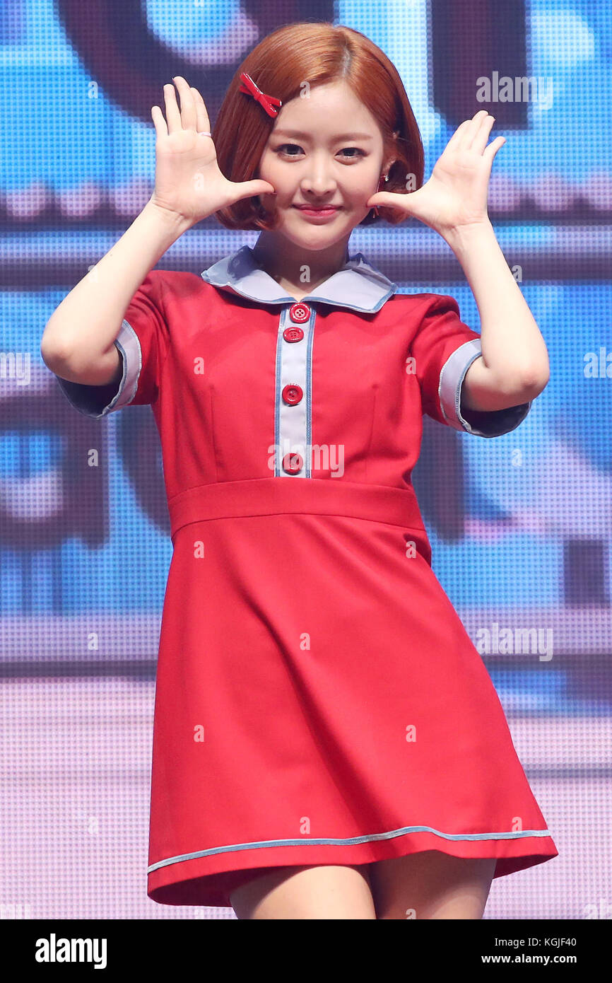 09th Nov, 2017. S. Korean girl group Gugudan Mimi, a member of South Korean girl group Gugudan ...