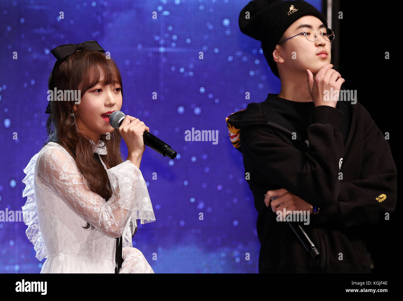 09th Nov, 2017. S. Korean singer Kim So-hee South Korean singer Kim So ...