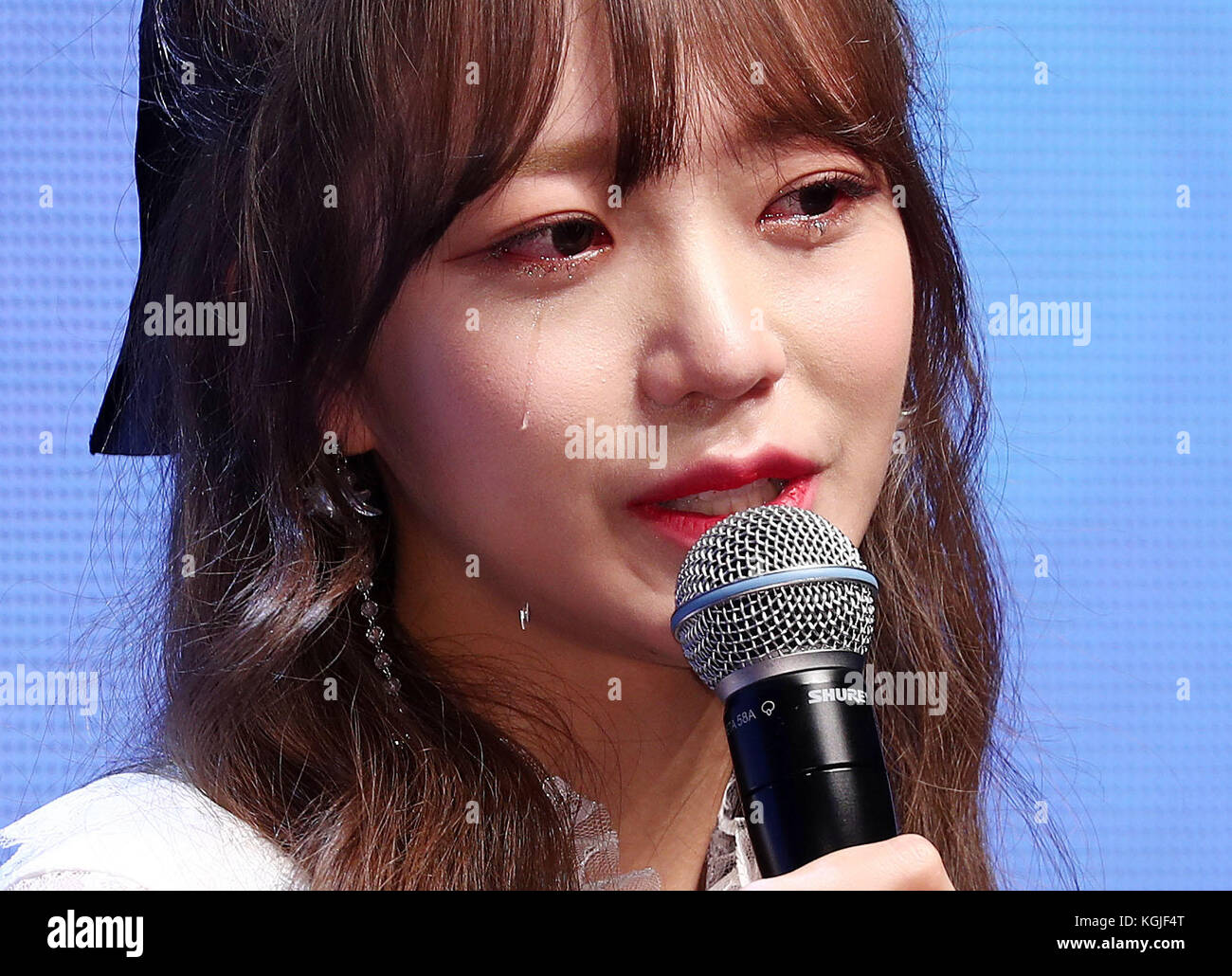 09th Nov, 2017. S. Korean singer Kim So-hee South Korean singer Kim So ...