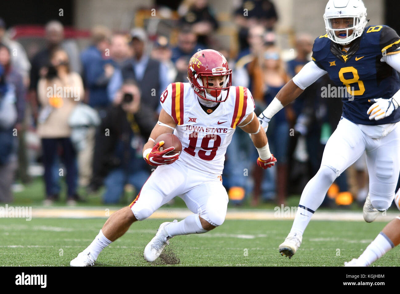 Morgantown, West Virginia, USA. 4th Nov, 2017. Iowa State Cyclones wide ...