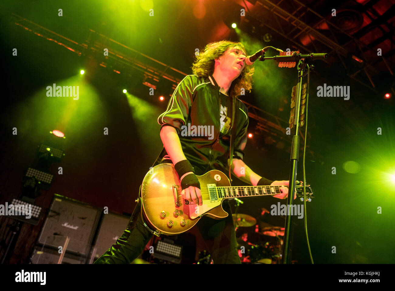 Milan, Italy. 08th Nov, 2017. Daniel Hawkins perfoms with The Darkness ...