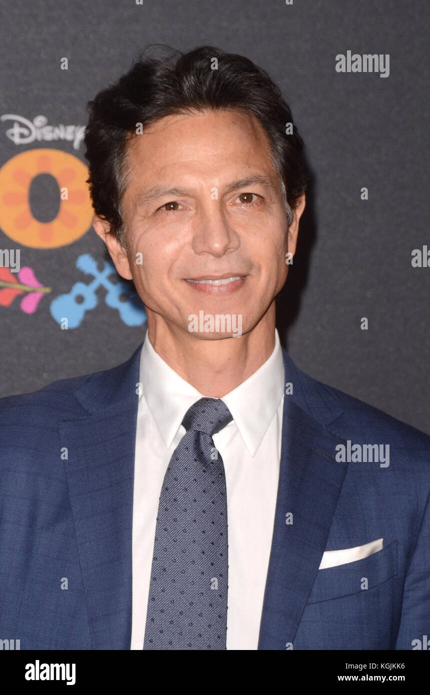 Los Angeles, Ca, USA. 08th Nov, 2017. Benjamin Bratt arriving at Disney ...