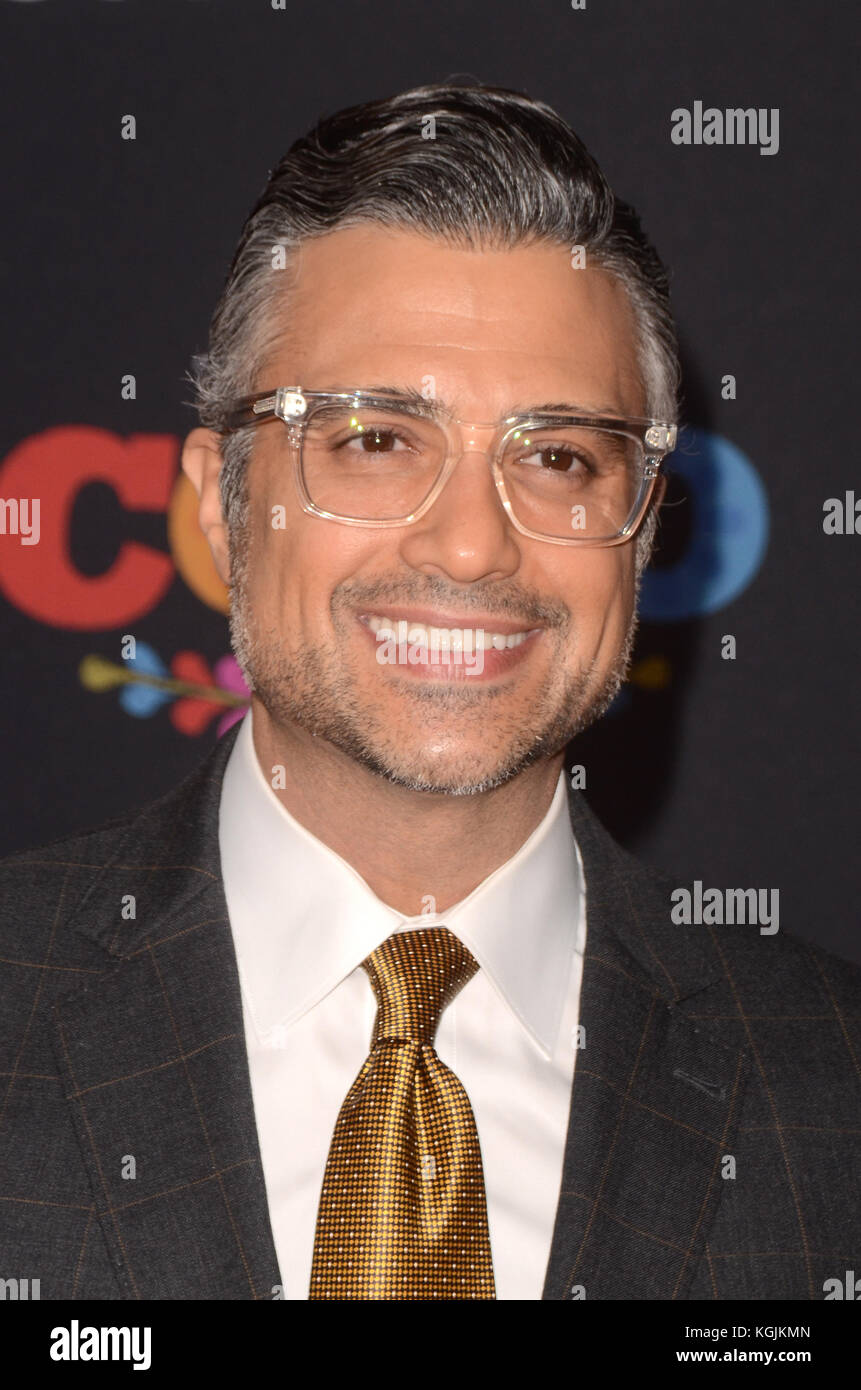 Los Angeles, Ca, USA. 08th Nov, 2017. Jaime Camil arriving at Disney ...