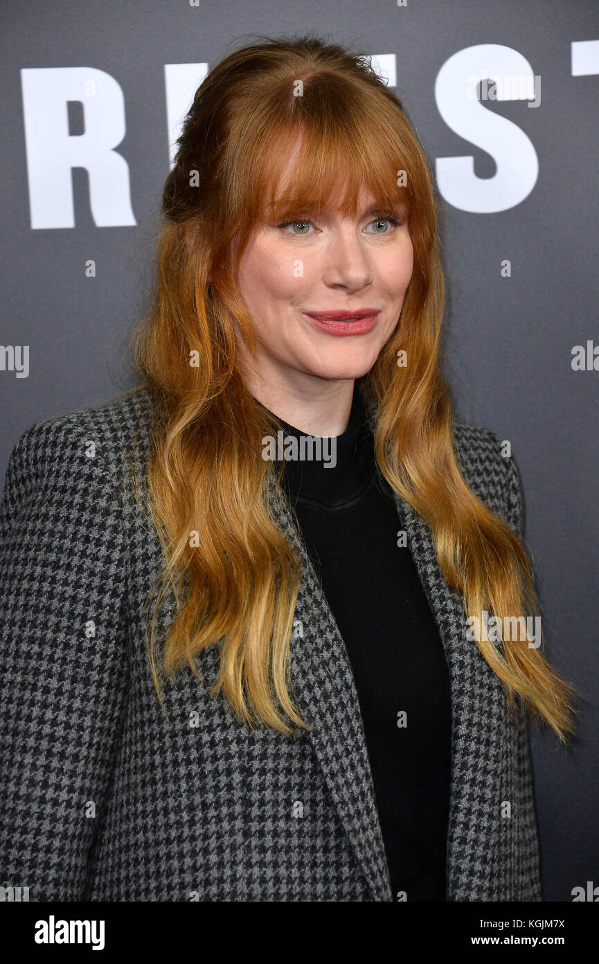 Beverly Hills, USA. 08th Nov, 2017. BEVERLY HILLS, CA. November 08 ...