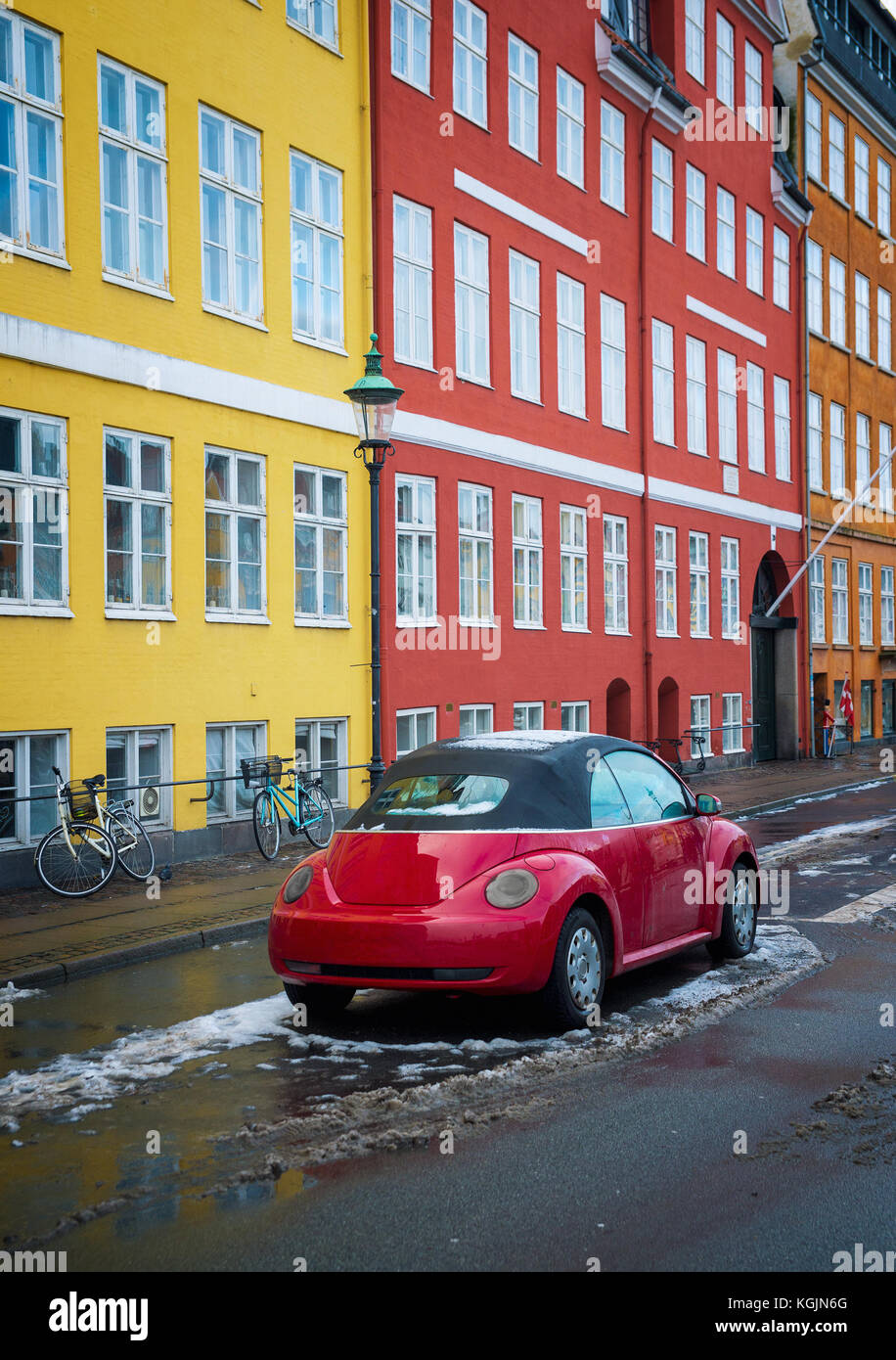 red car Stock Photo - Alamy