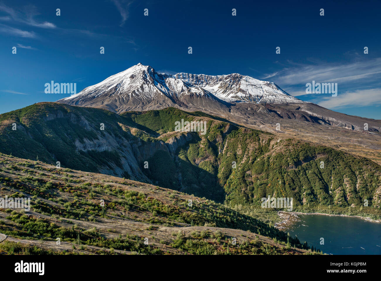 Mount St Helens volcano, from Windy Ridge Viewpoint, Mount St Helens ...