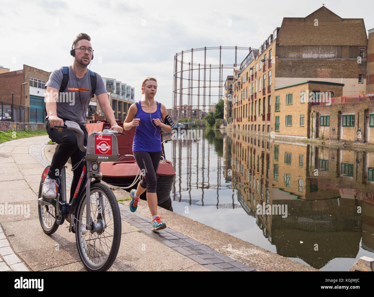 Jogging bike hi-res stock photography and images - Alamy