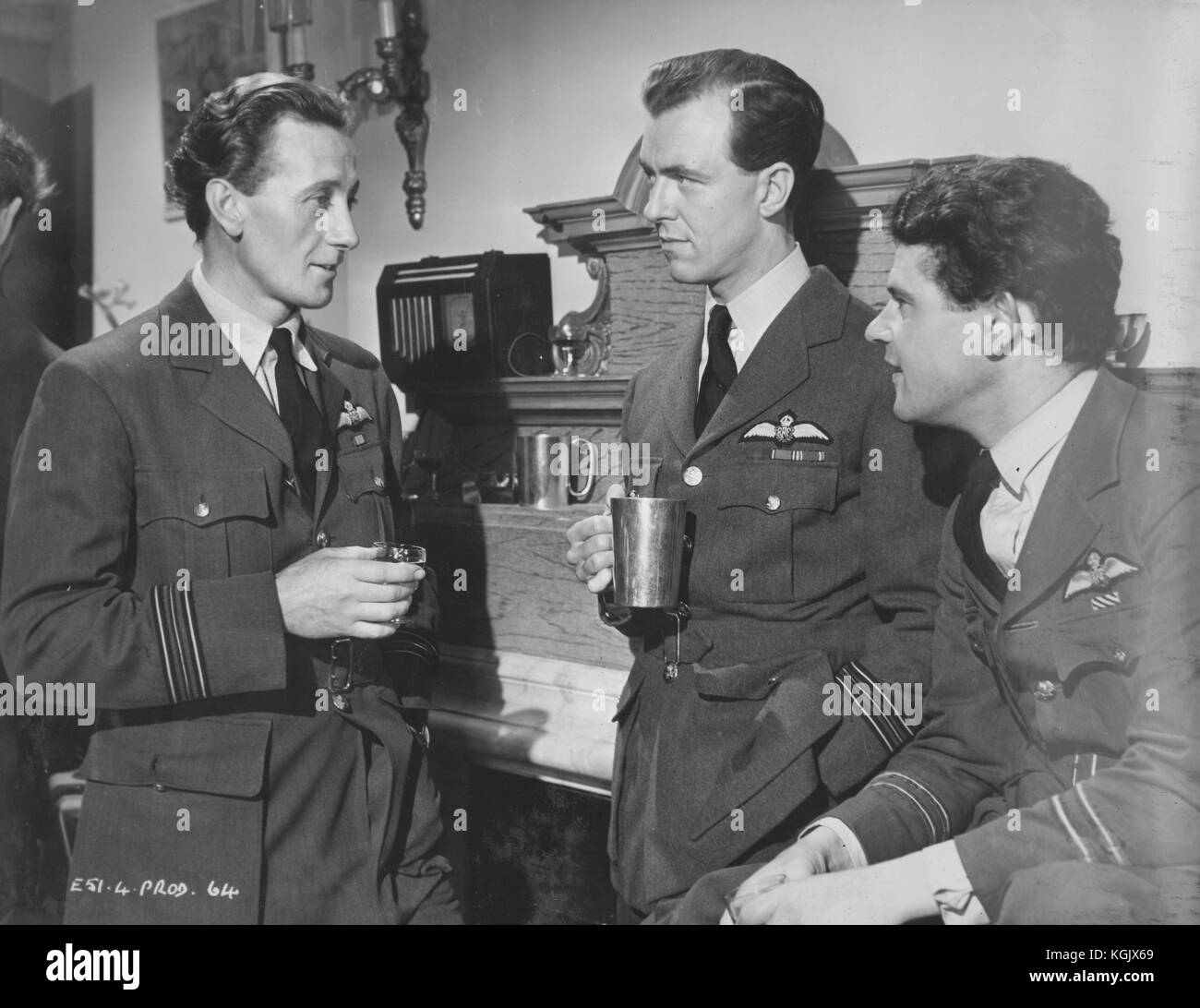 Angels One Five (1952) , Michael Denison Date: 1952 Stock Photo - Alamy