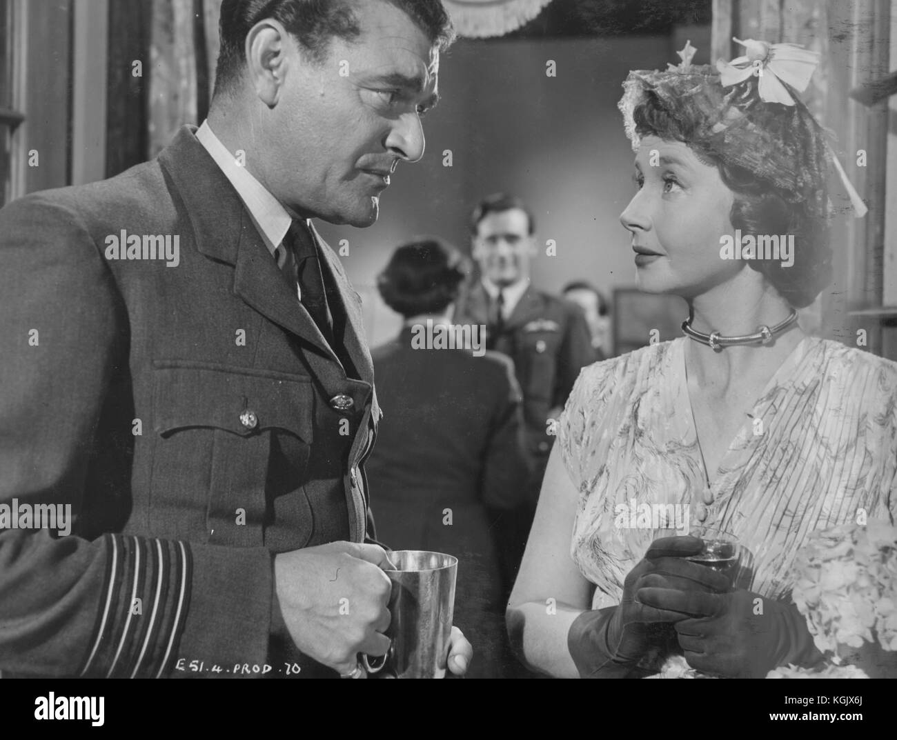 Angels One Five (1952) Jack Hawkins , Dulcie Gray Date: 1952 Stock ...