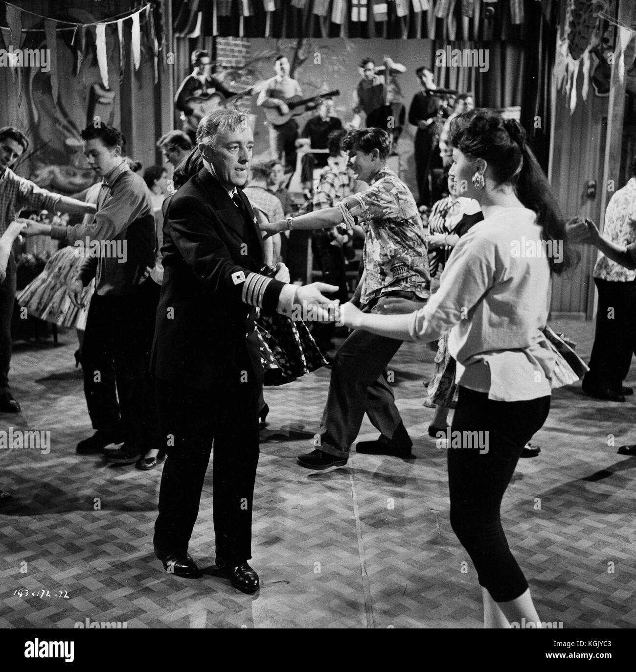 Barnacle Bill (1957) , Alec Guinness , Jackie Collins Stock Photo - Alamy