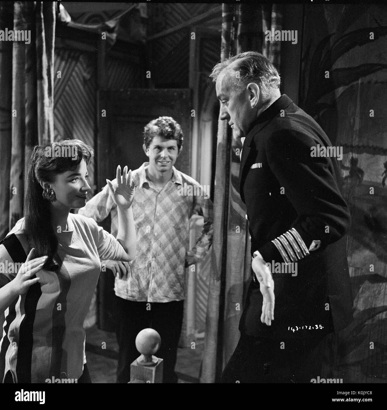 Barnacle Bill (1957) , Alec Guinness , Jackie Collins Stock Photo - Alamy