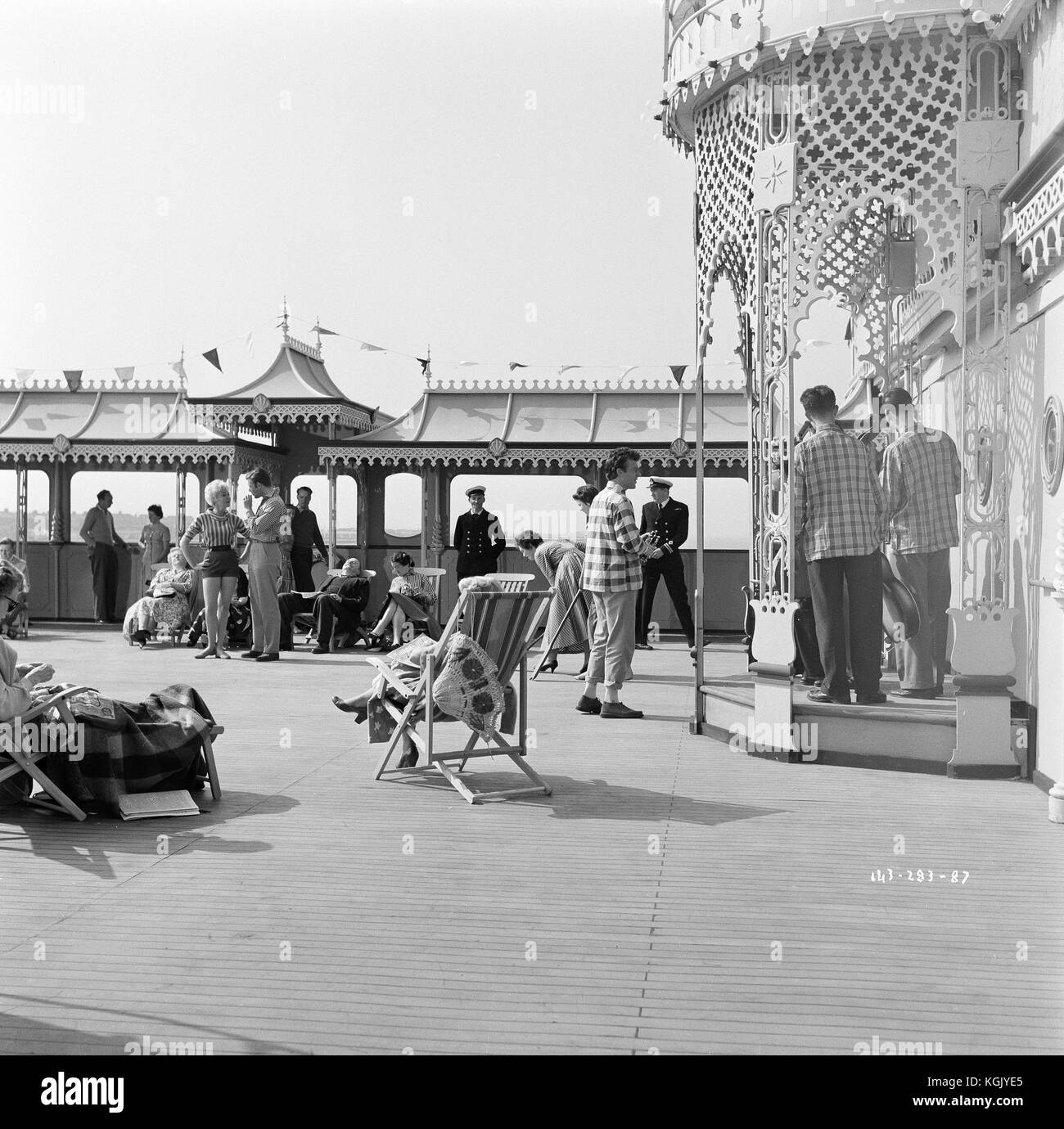 Barnacle Bill (1957 Stock Photo - Alamy