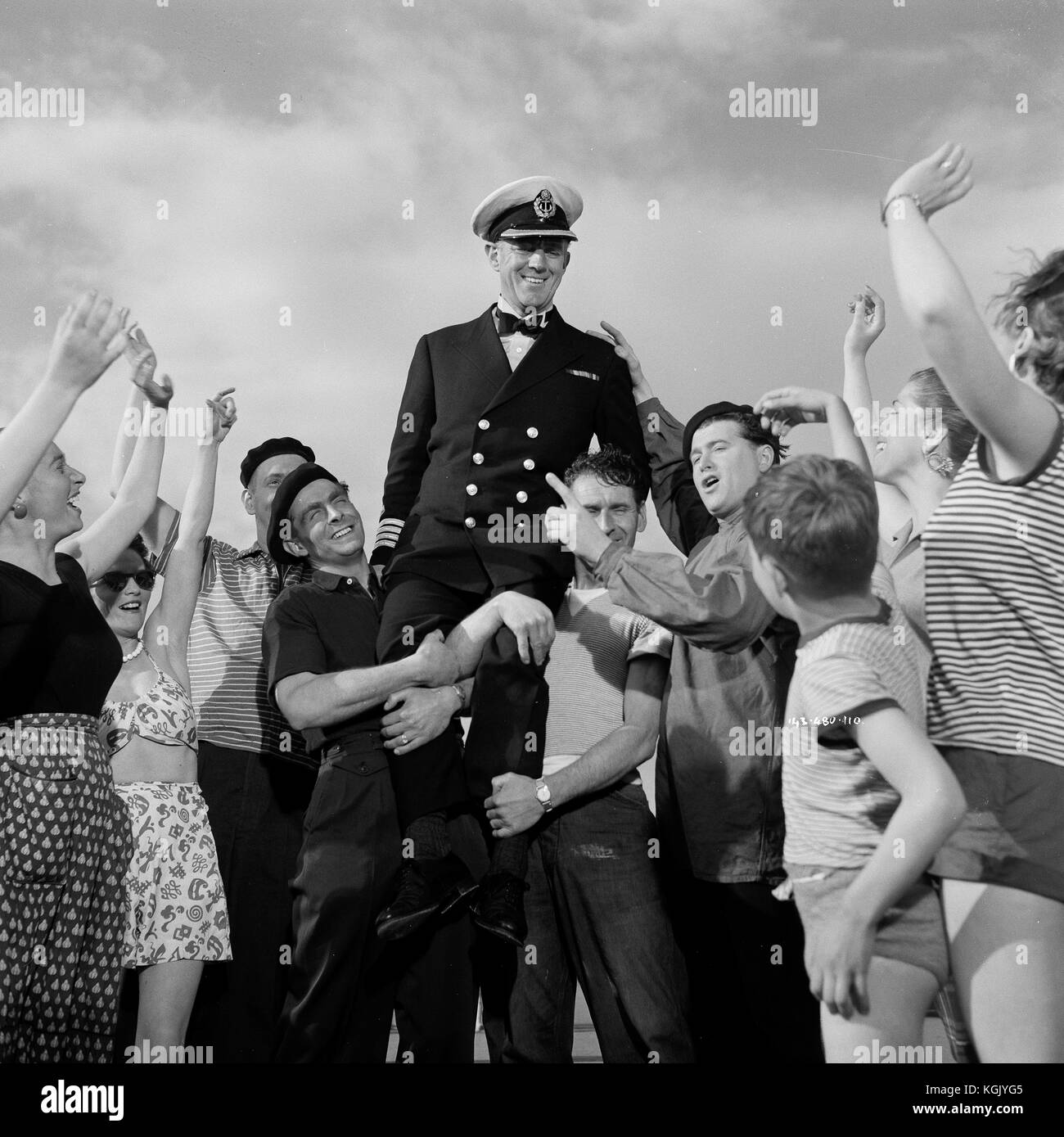 Barnacle Bill (1957) , Alec Guinness Stock Photo - Alamy