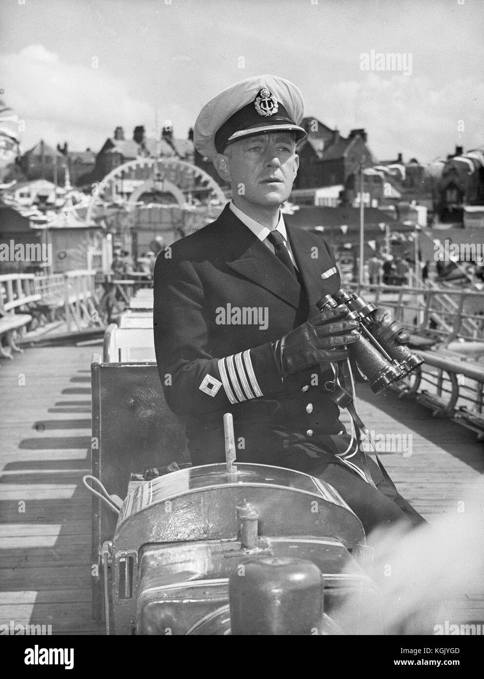 Barnacle Bill (1957) , Alec Guinness Stock Photo - Alamy