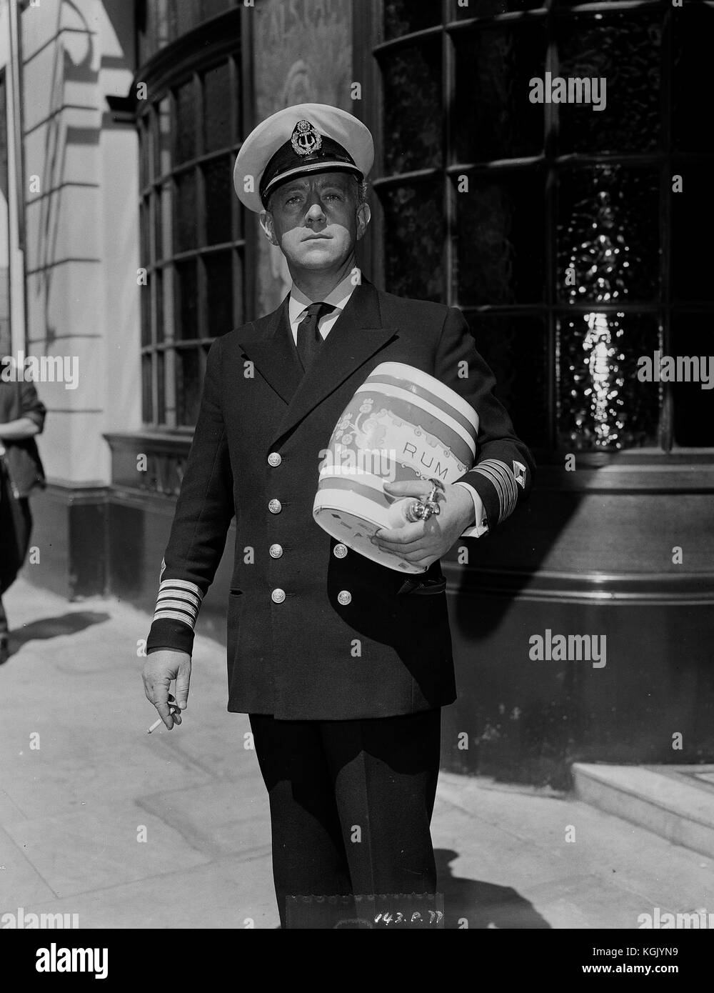 Barnacle Bill (1957) , Alec Guinness Stock Photo - Alamy