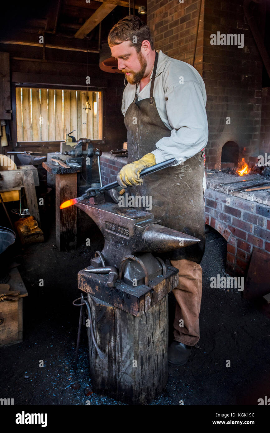 Canada blacksmith hi-res stock photography and images - Alamy