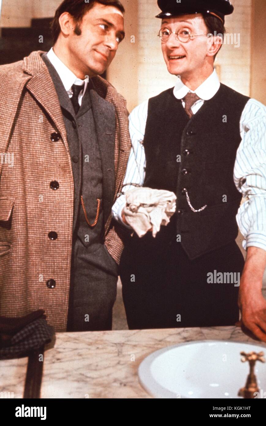 Carry on Screaming (1966) , Harry H. Corbett , Charles Hawtrey Stock ...