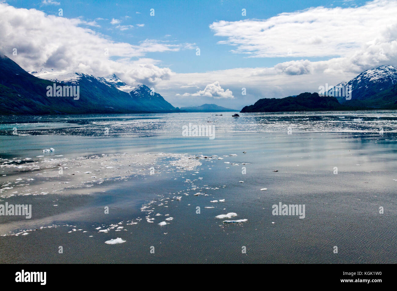 Alaska boat tour hi-res stock photography and images - Alamy