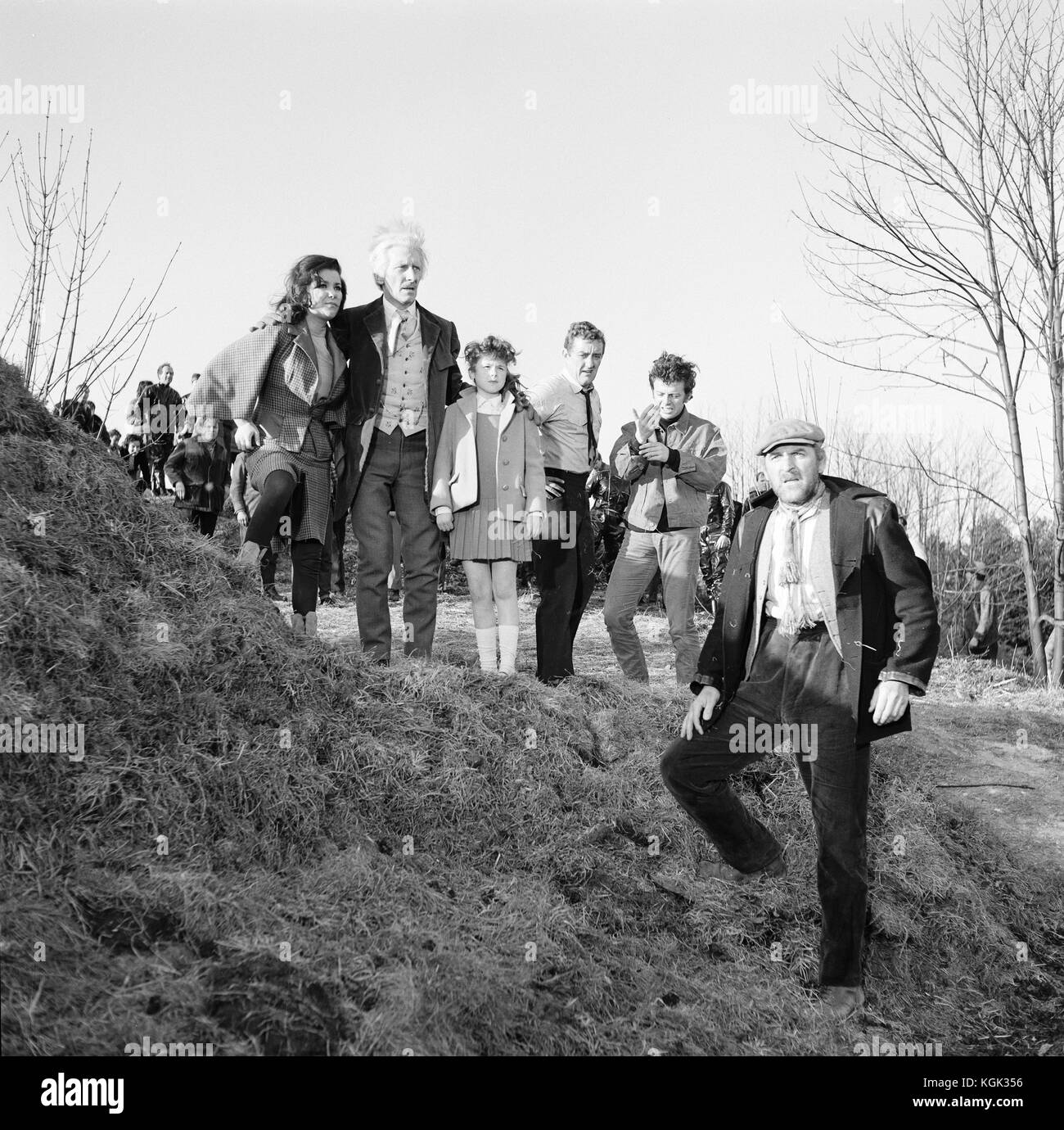 Daleks Invasion Earth 2150AD (1966) , Roberta Tovey , Jill Curzon ...