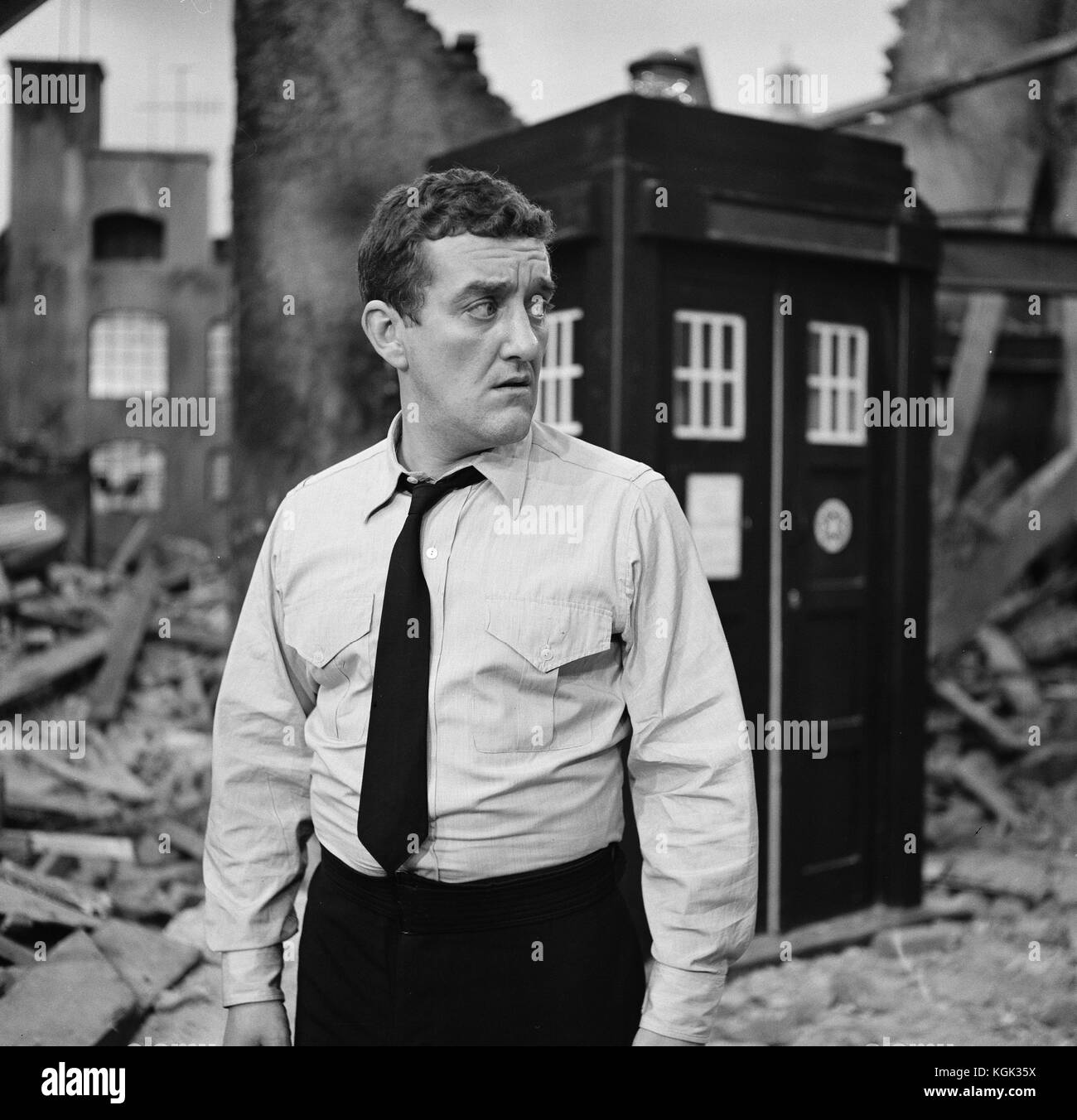Bernard cribbins dr who Black and White Stock Photos & Images - Alamy