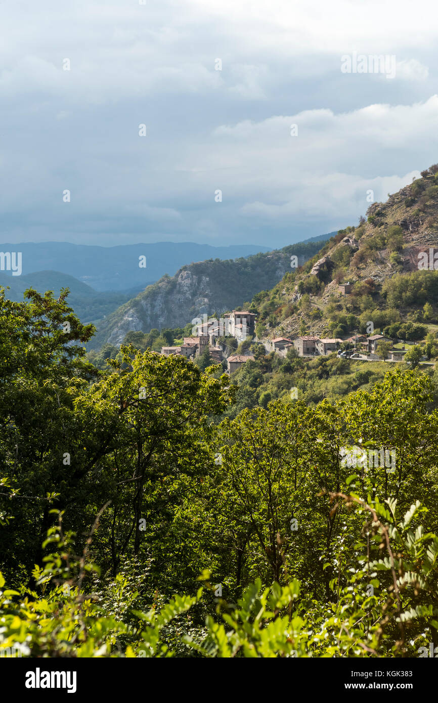 Sassorosso village hi-res stock photography and images - Alamy