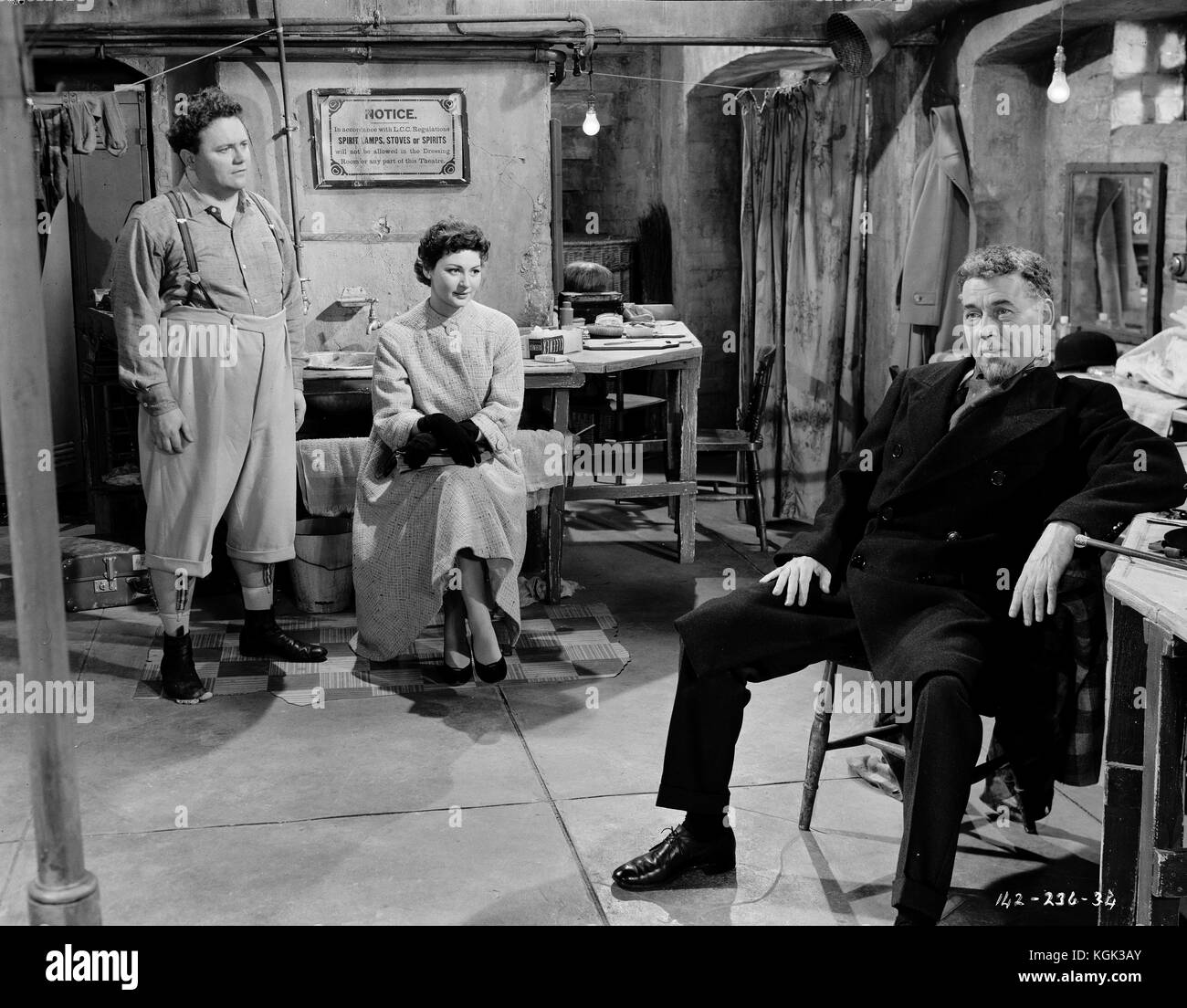Davy (1958) , Harry Secombe ,Adele Leigh Stock Photo - Alamy