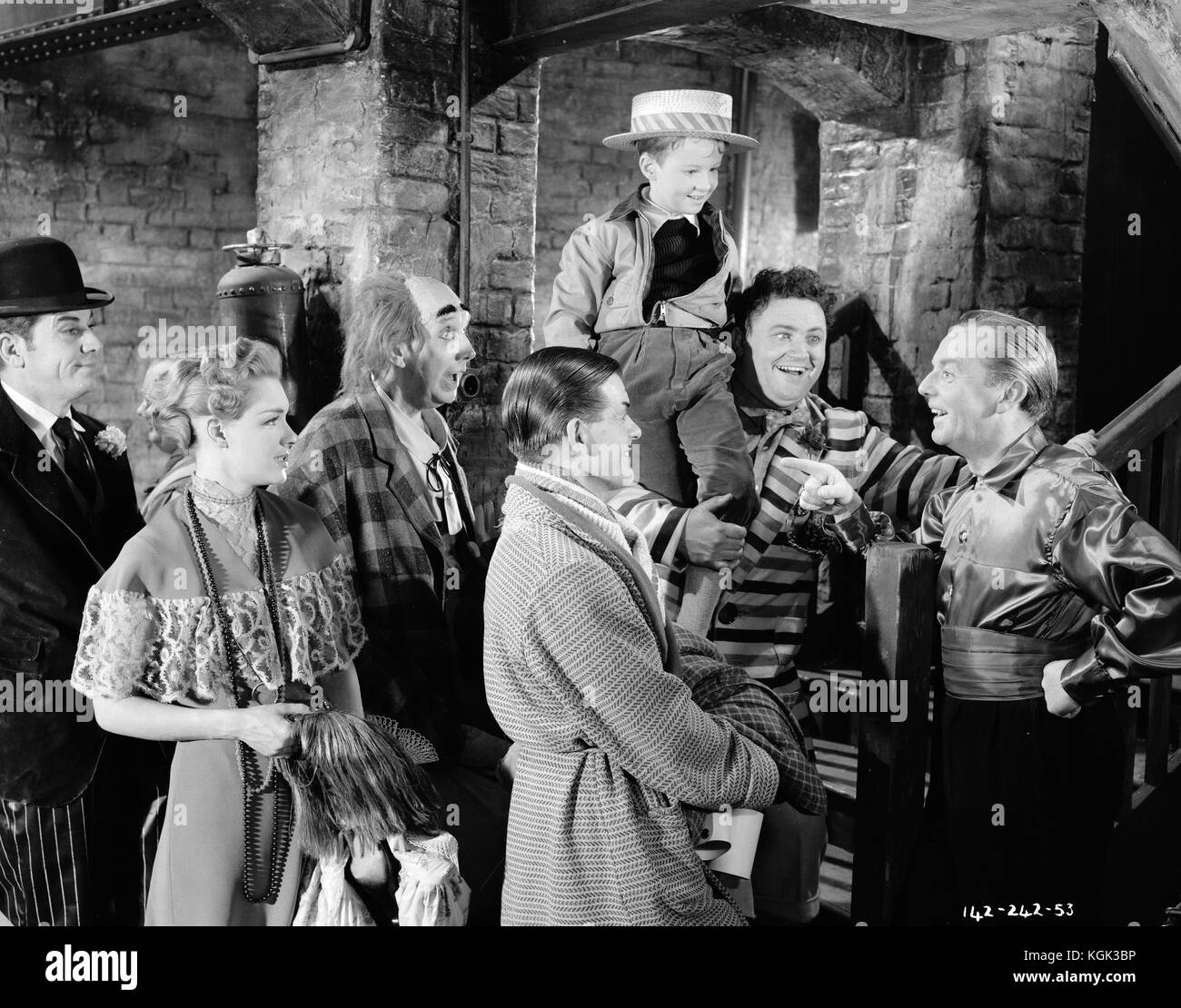 Davy (1958) , Harry Secombe , Ron Randell , Bill Owen , Peter Frampton ...