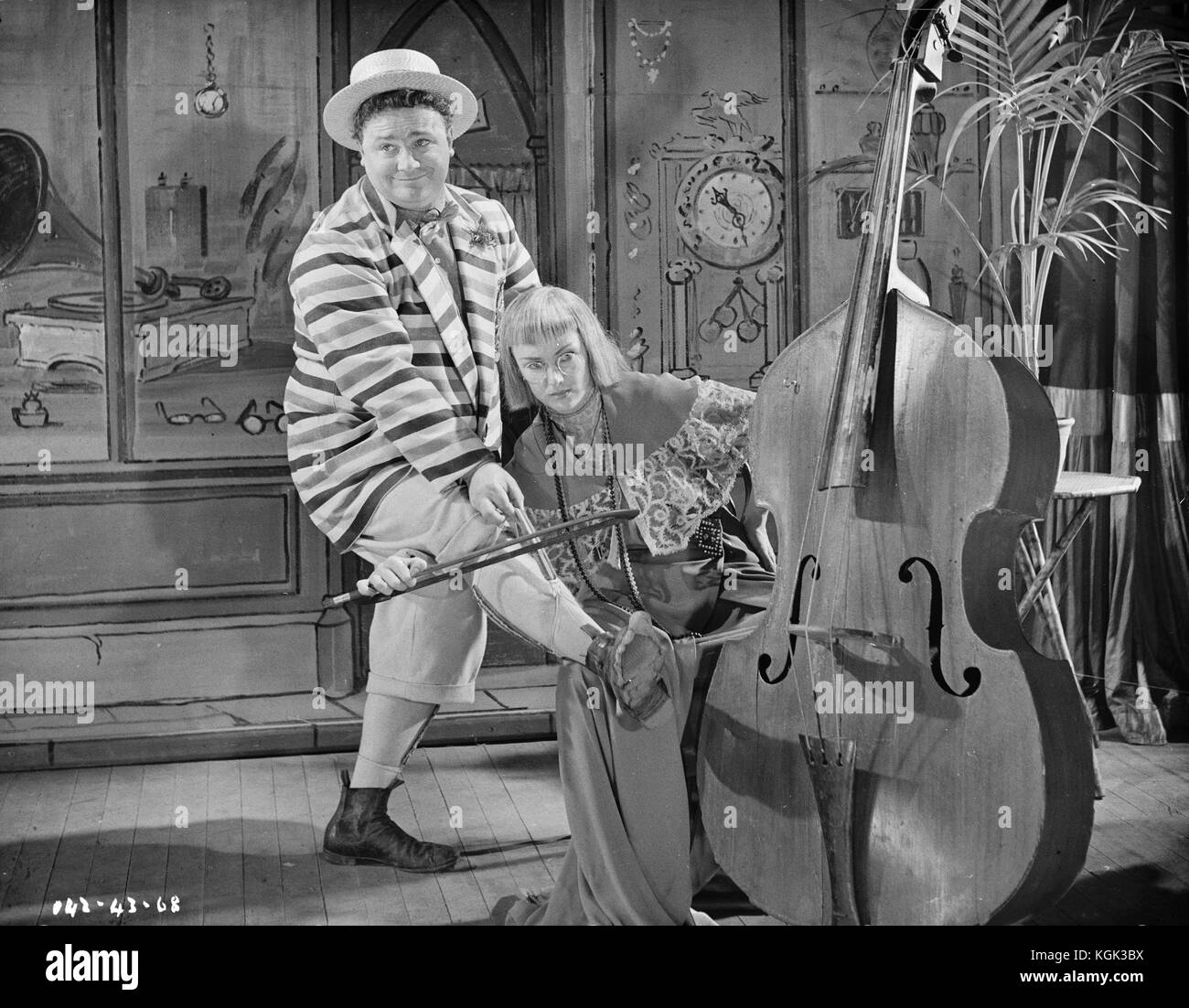 Davy (1958) , Harry Secombe Stock Photo - Alamy