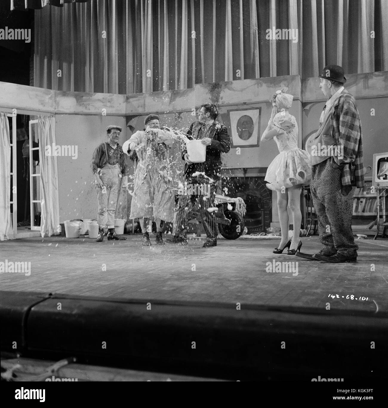 Davy (1958) , Harry Secombe , Ron Randell , George Relph Stock Photo ...
