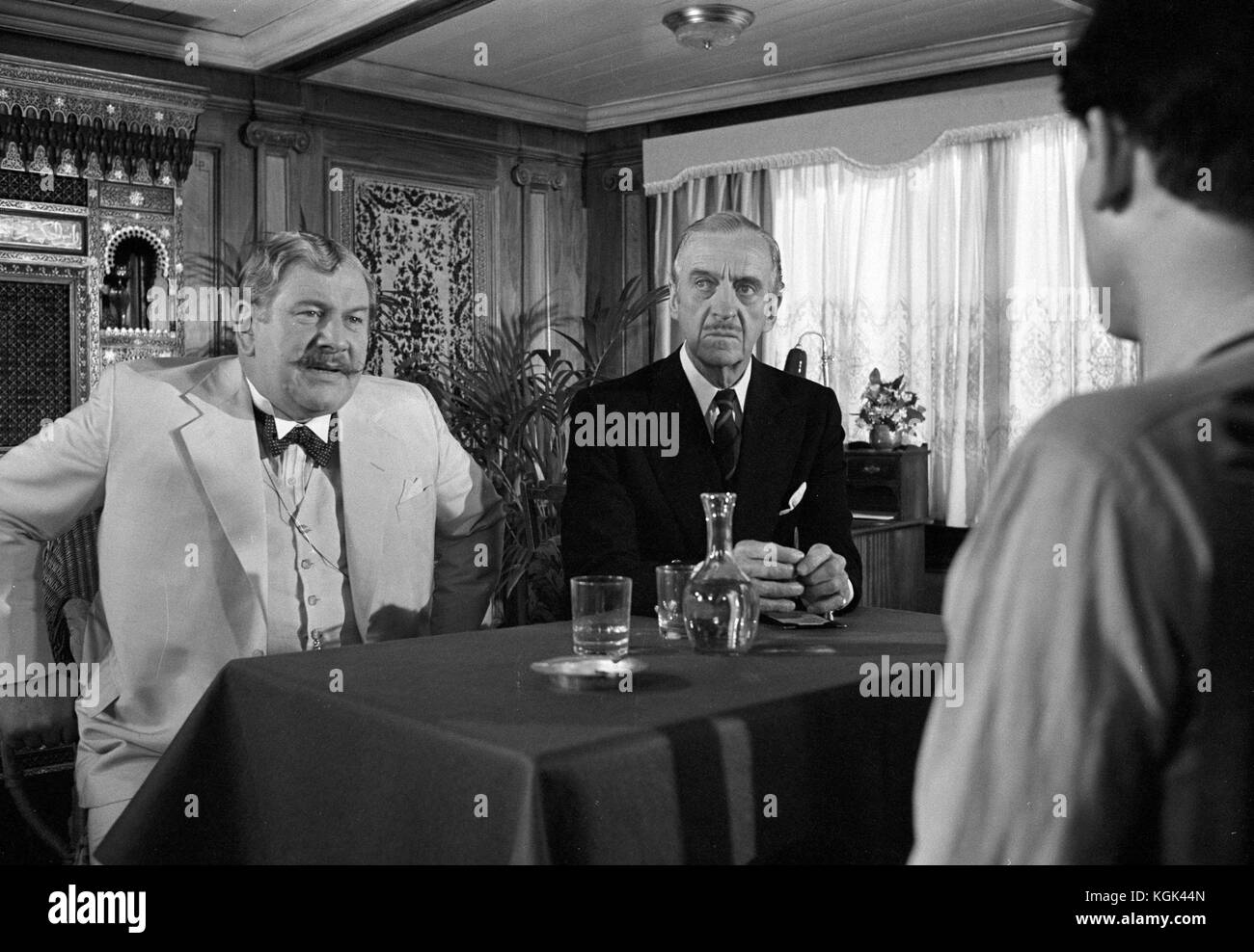 Death on the Nile (1978) , Peter Ustinov , David Niven Date: 1978 Stock ...