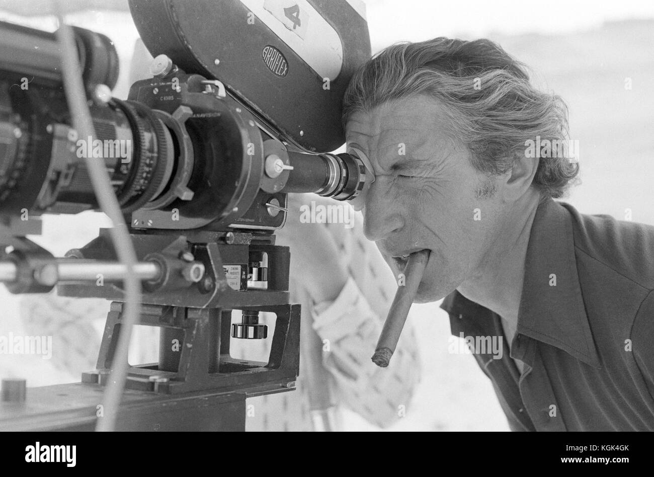 Film death on the nile john guillermin hi-res stock photography and ...