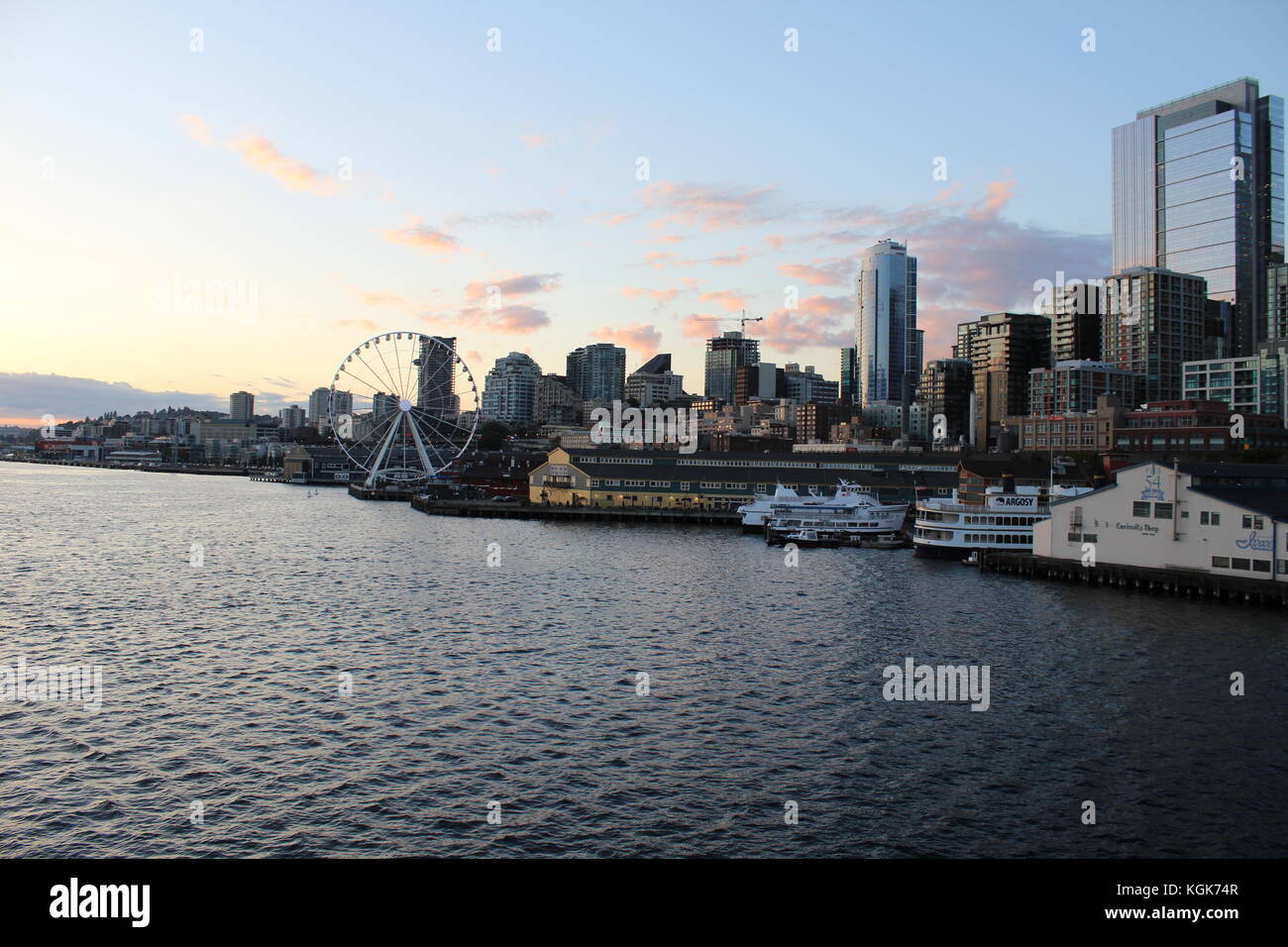 Downtown Seattle at dusk Stock Photo - Alamy