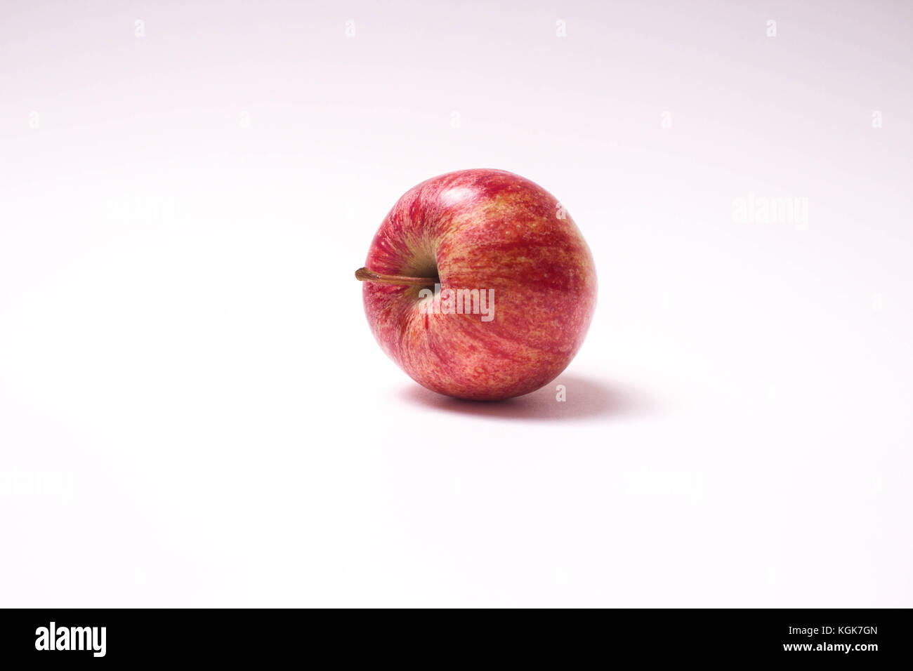 1 apple hi-res stock photography and images - Alamy
