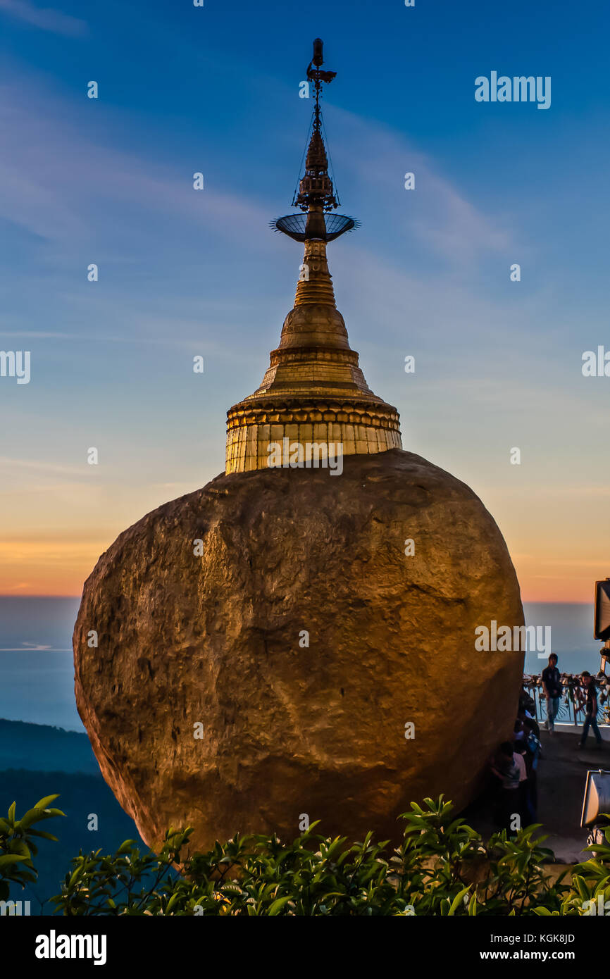 Golden Rock Pagoda, Kyaiktiyo, Myanmar Stock Photo - Alamy