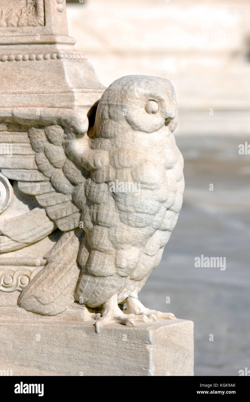 ancient greek sculpture on marble in the city of Athens Stock Photo - Alamy