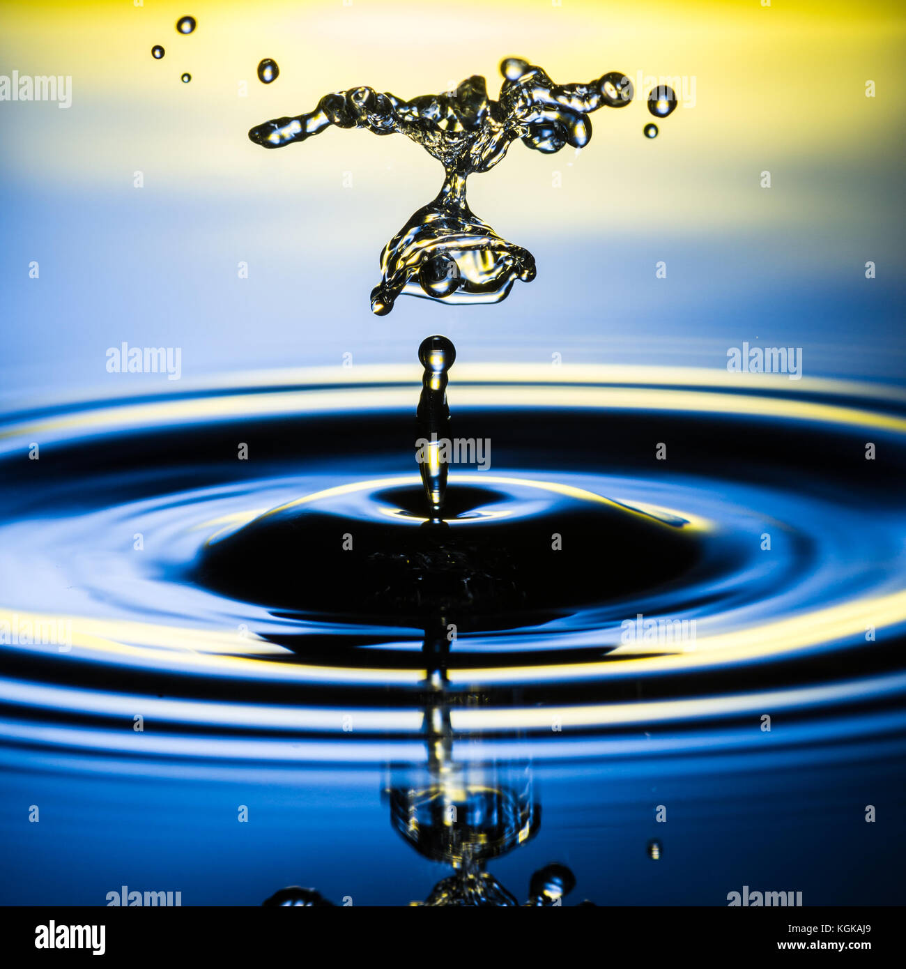 An abstract macro shot of a water drop collision Stock Photo - Alamy