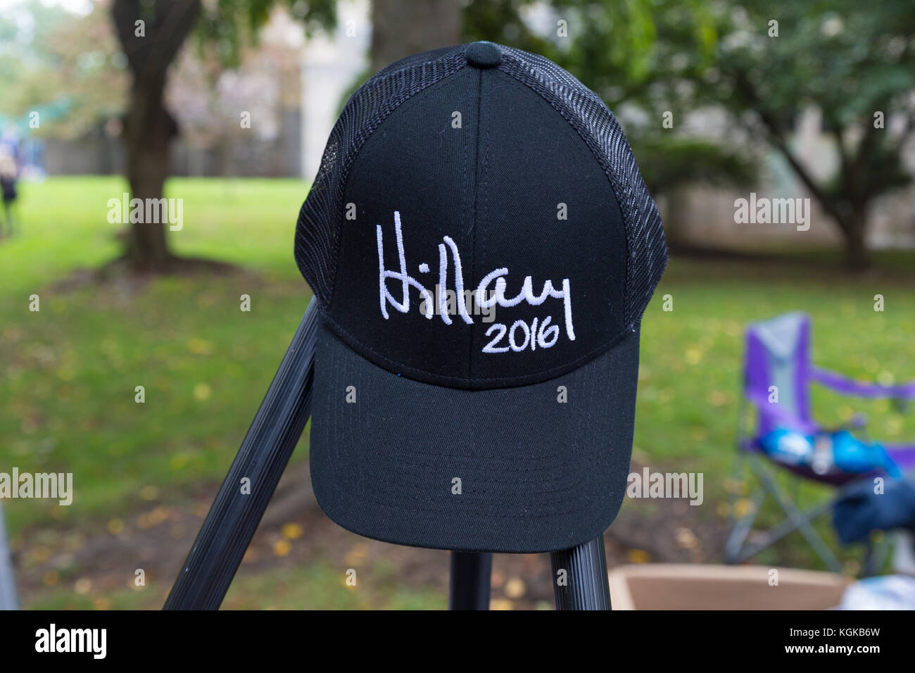 Hillary hat hi-res stock photography and images - Alamy