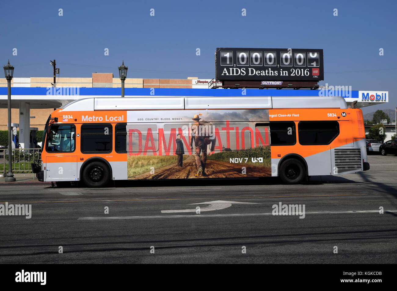 Film advert on the bus hi-res stock photography and images - Alamy