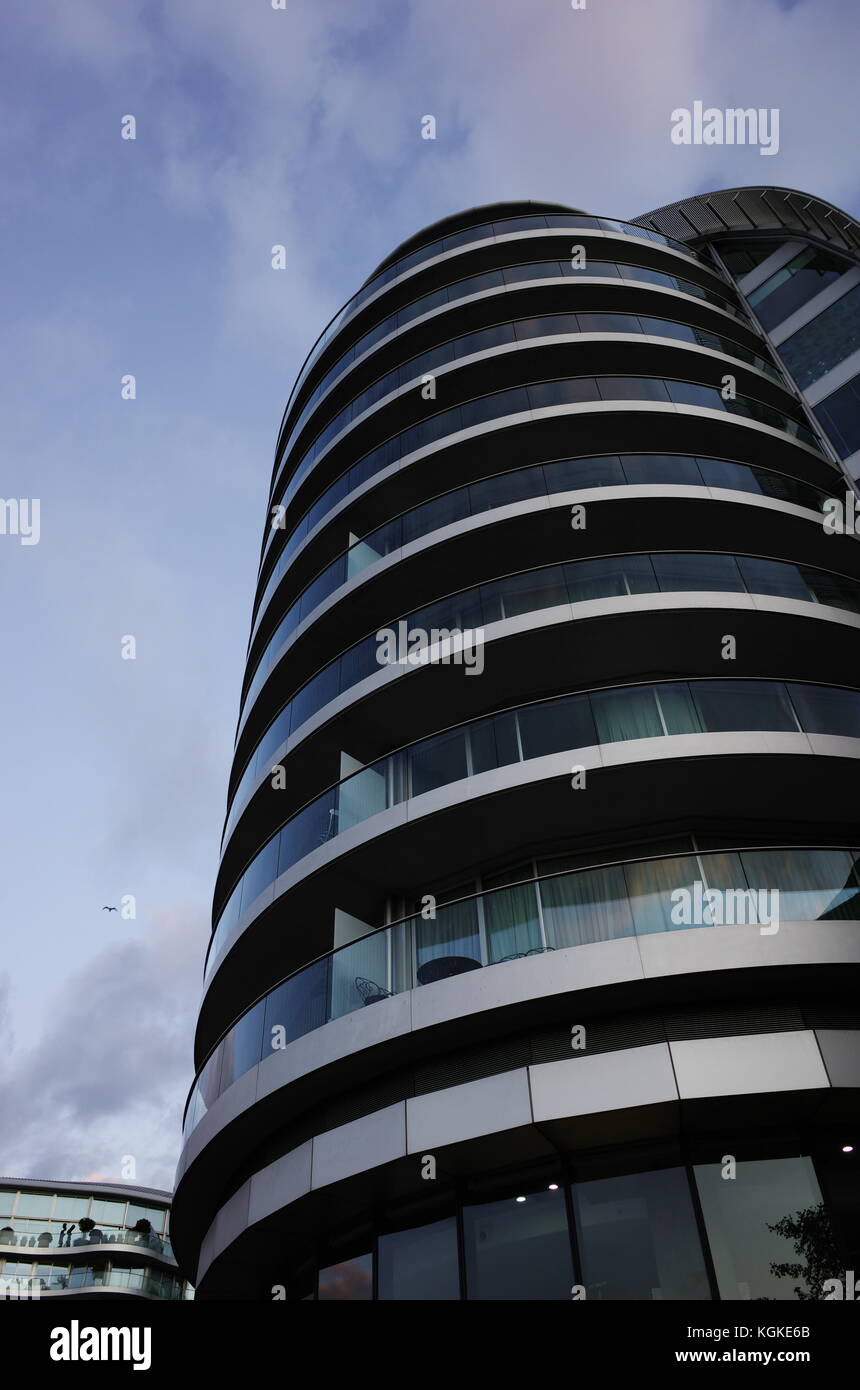 Albion Riverside Building High Resolution Stock Photography and Images ...