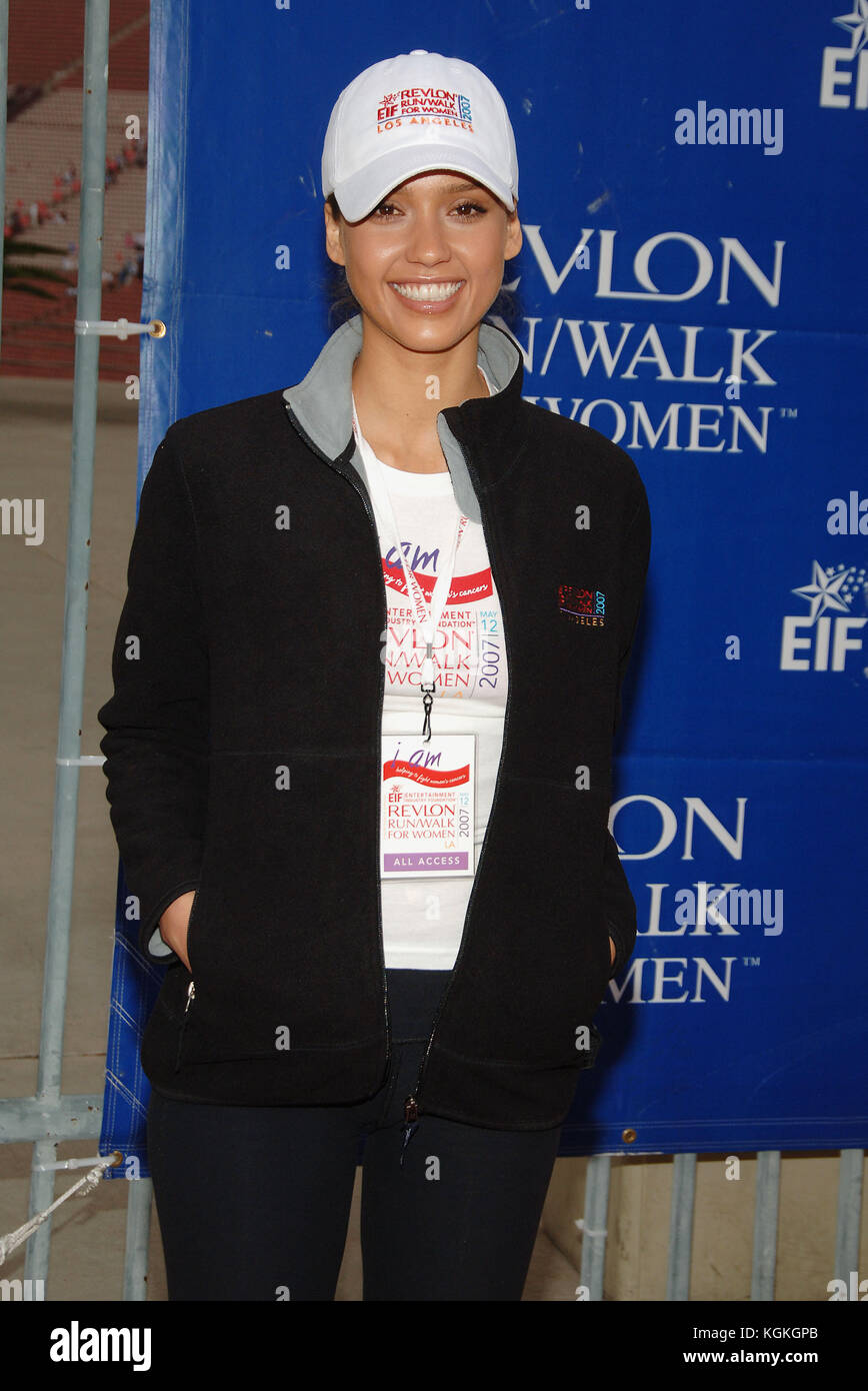 Jessica Alba arriving at the REVLON Run / Walk - LA at the Memorial ...