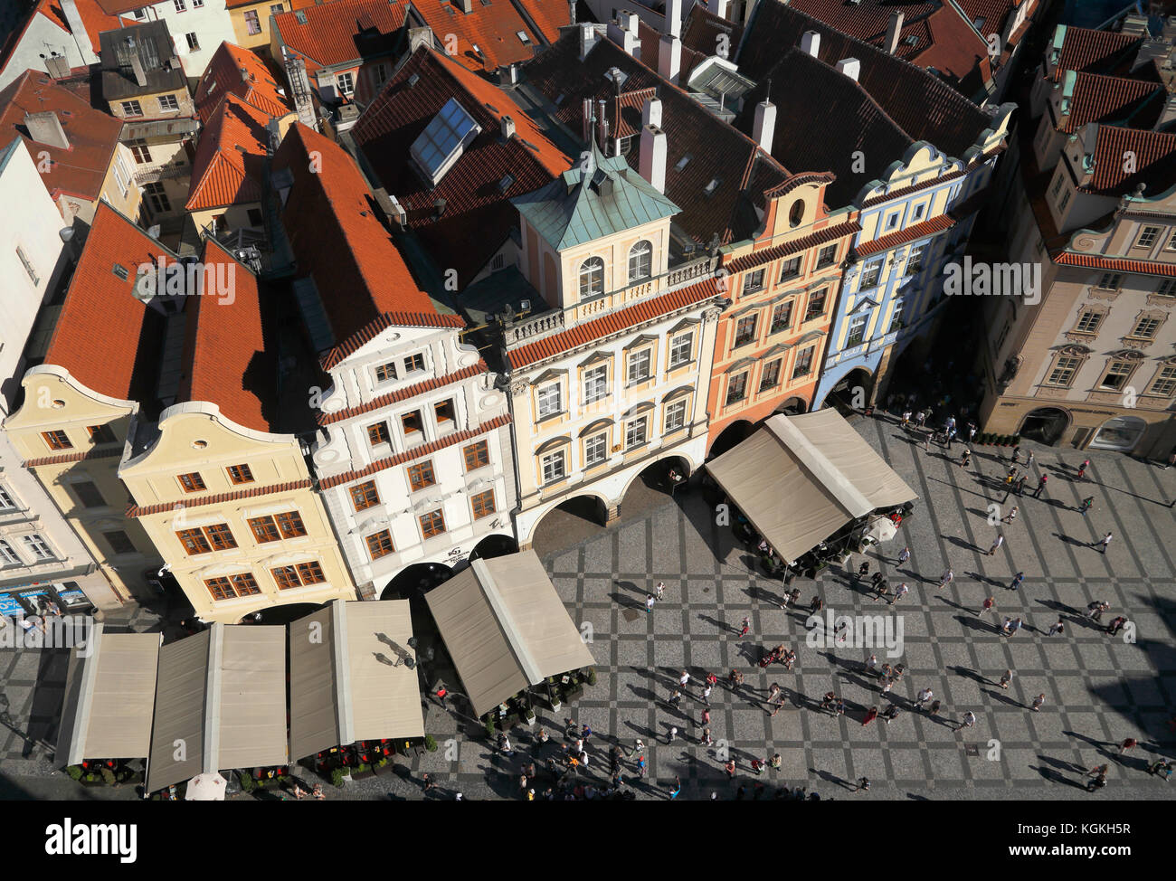 Aerial townscape town square center hi-res stock photography and images ...
