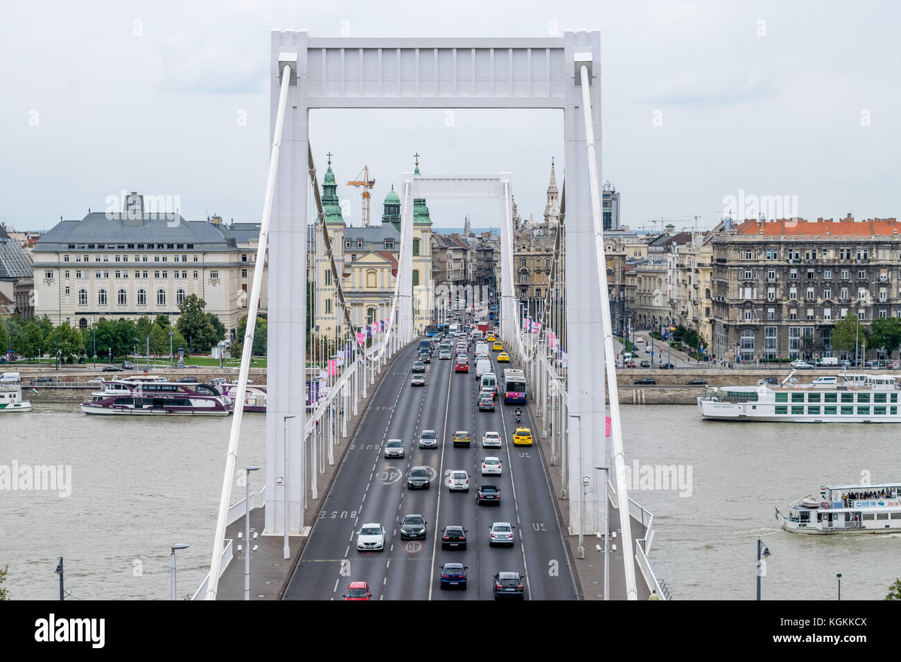 Elisabeth bridge in Budapest, Hungary on September 2017 Stock Photo - Alamy