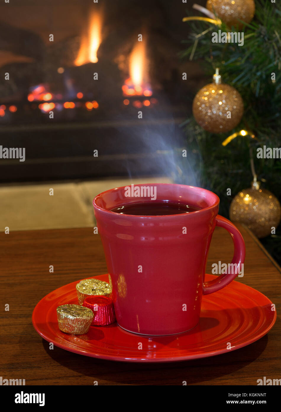 Steaming coffee cup hi-res stock photography and images - Alamy