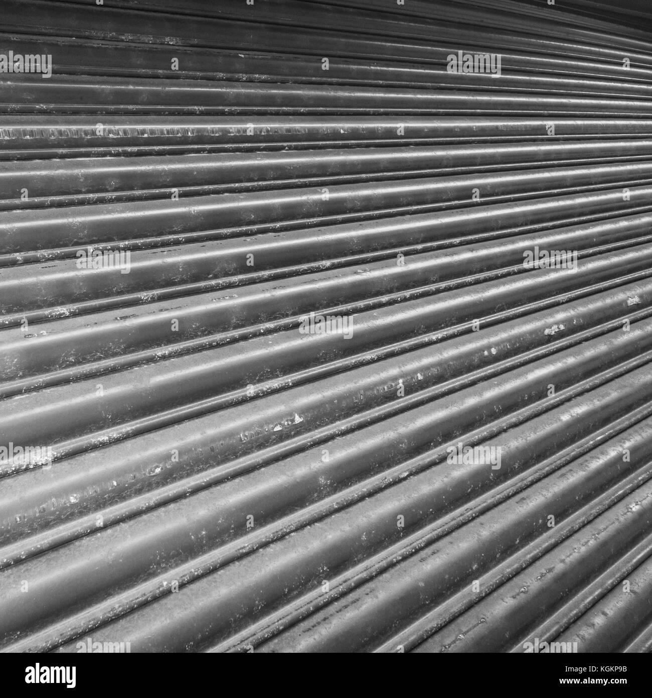 Metal shuttering hi-res stock photography and images - Alamy