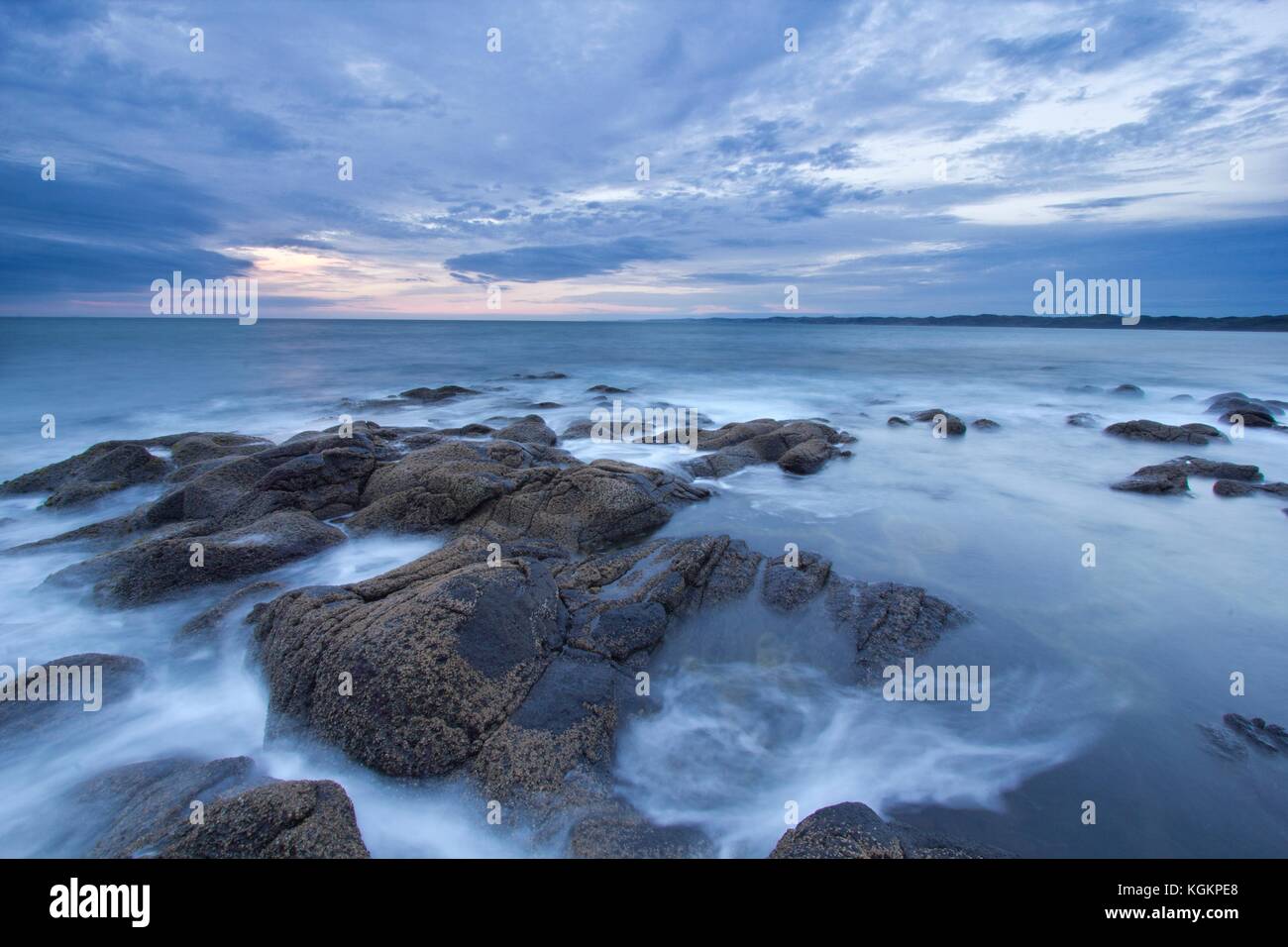 Whale Bay seascape, Raglan, New Zealand Stock Photo - Alamy
